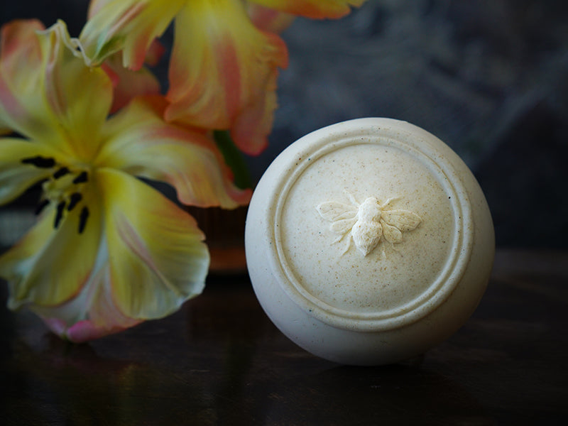 Bee Soothed – Beeline Skin Care